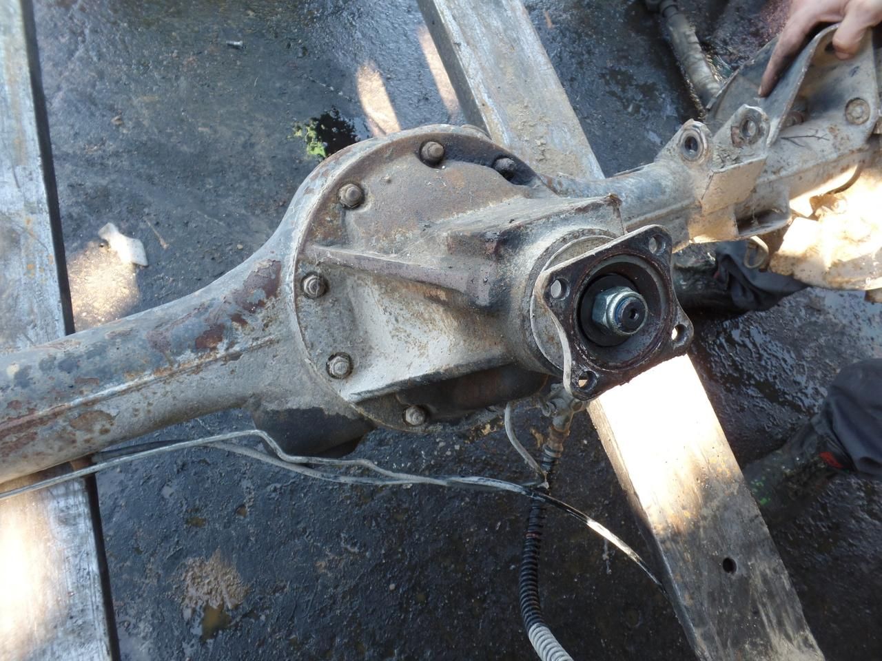 36263-LAND ROVER DISCOVERY 94-97 4X4 ΔΙΑΦΟΡΙΚΟ ΠΙΣΩ ΜΕ ΚΑΡΠΟΥΖΙΑ ΚΟΜΠΛΕ ...