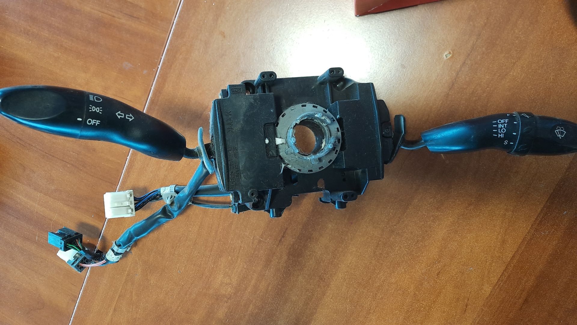 55836-ΔΙΑΚΟΠΤΗΣ ΦΩΤΩΝ HYUNDAI LADRA 2 - Ηλεκτρικά / Ηλεκτρονικά - Motornoid
