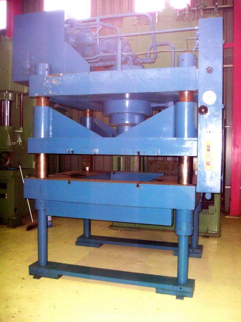 70440-ΥΔΡΑΥΛΙΚΗ ΠΡΕΣΣΑ FISCHER 250t - Μηχανήματα - Motornoid
