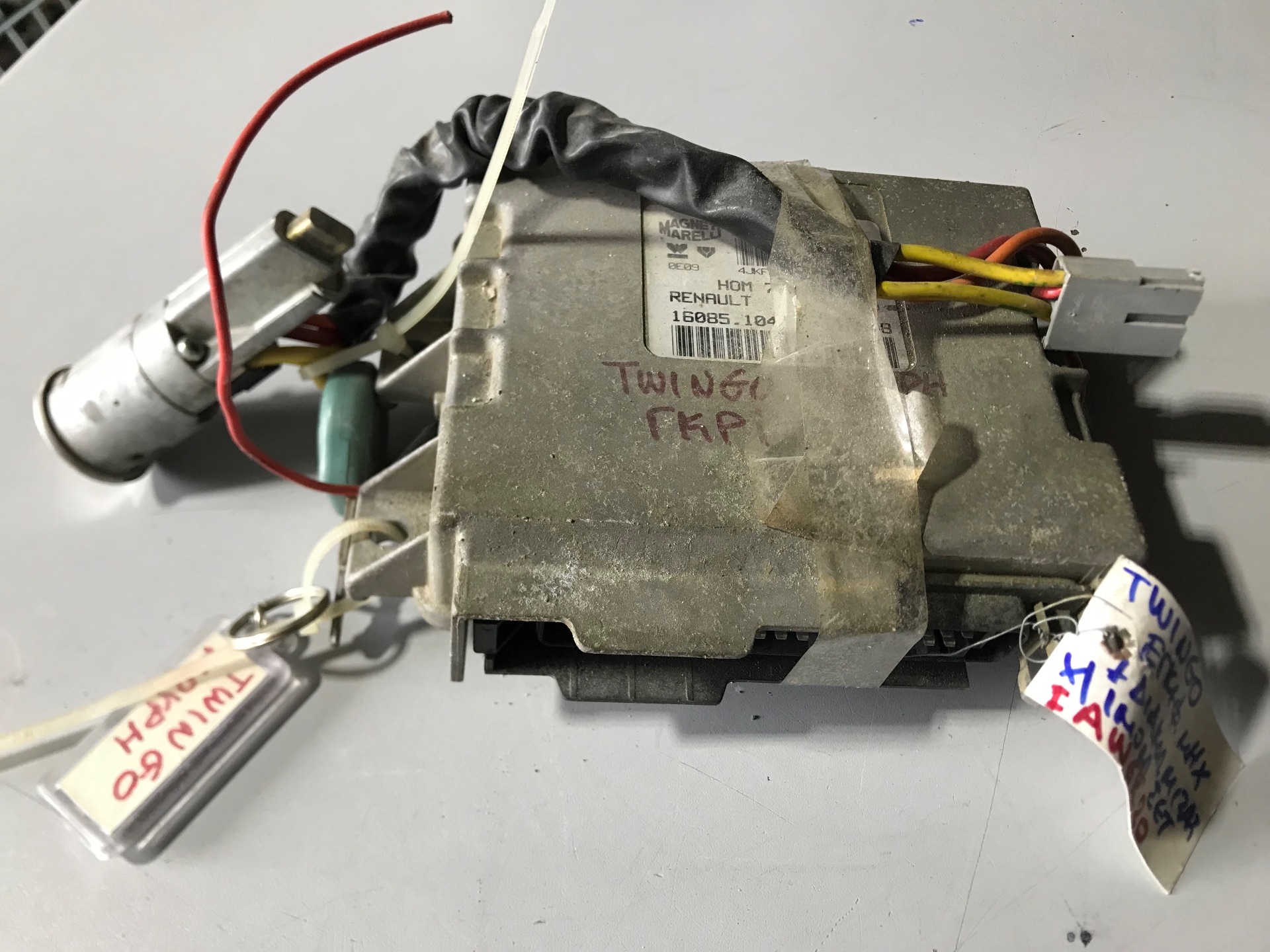 239523-RENAULT TWINGO 93- ΕΓΚΕΦΑΛΟΣ ΚΙΝΗΤΗΡΑ 1.2 ΜΕ ΔΙΑΚΟΠΤΗ ΜΙΖΑΣ ΚΑΙ ...